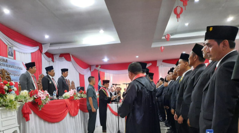 Pelantikan 30 anggota DPRD Kabupaten Bengkulu Utara terpilih periode 2024-2029 | Setamang.com